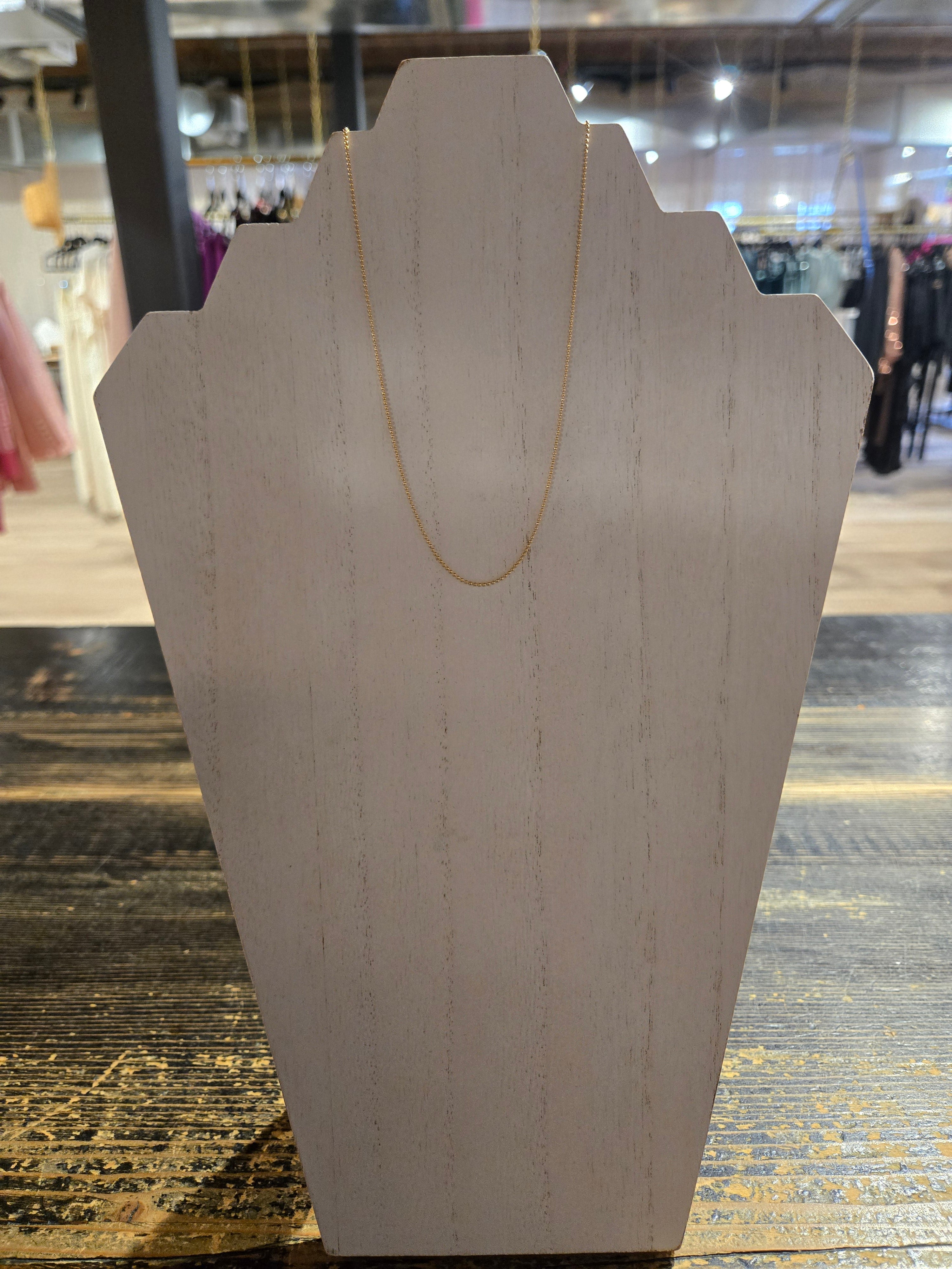 Bree Ball Necklace – The Dress Co.